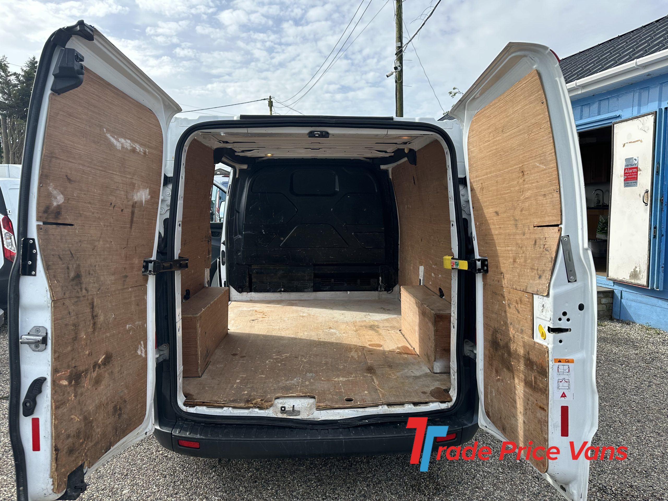 FORD TRANSIT CUSTOM 290 SHORT WHEEL BASE EURO 6 ULEZ COMPLIANT VANS FOR ...