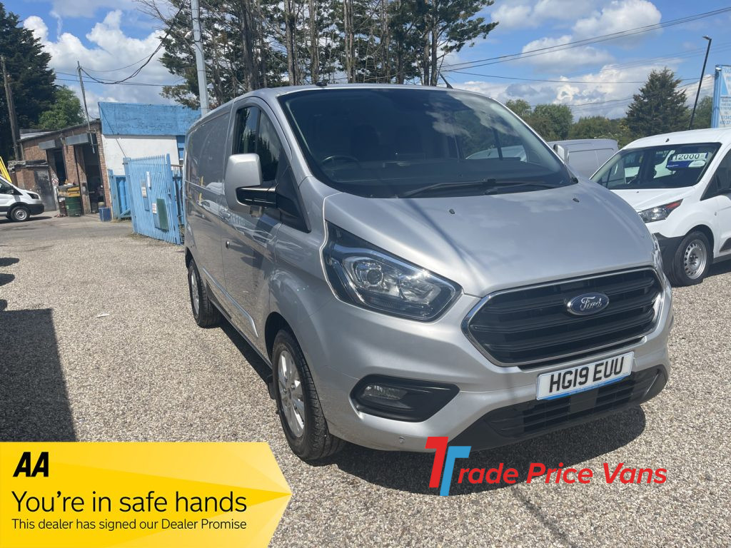 2019 (19 PLATE) FORD TRANSIT CUSTOM 300 LIMITED P/V L1 H1 AIR CON EURO ...